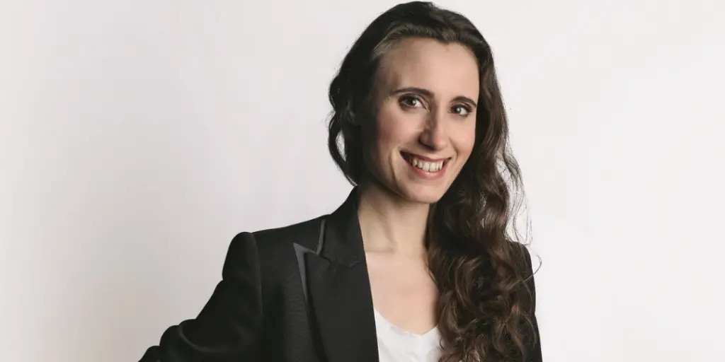 Jennifer Pike: My Musical Journey - Young Sounds