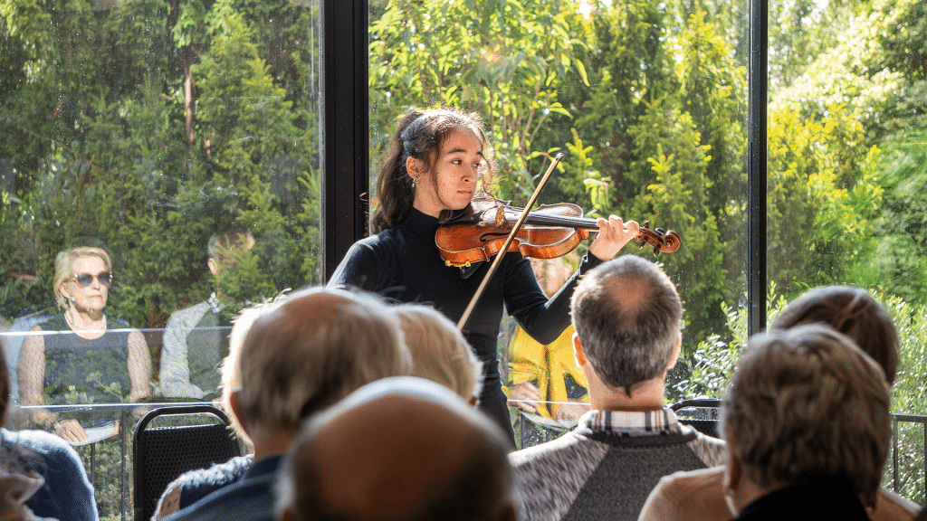 An afternoon of music with the Robert Lewin Circle - Young Sounds